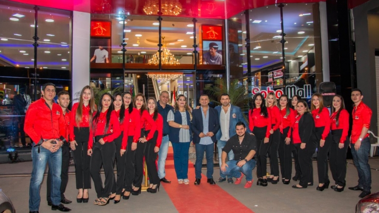 Soho Mall abrió su imponente local - Revista Viajeros